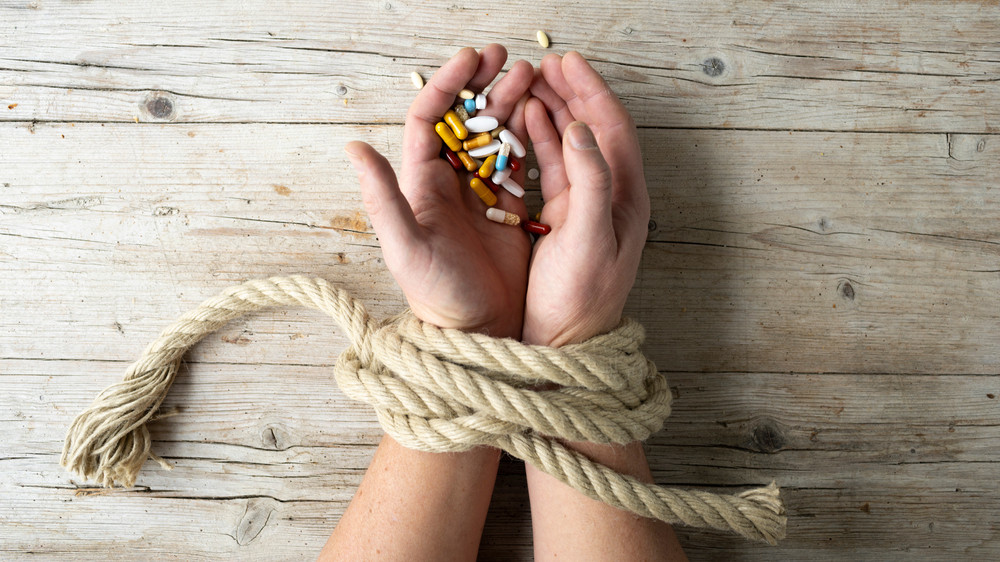 What Is Vicodin Addiction, and How Can It Be Treated? | PCP - The Perry ...